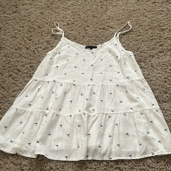 Staccato | Tops | Staccato White Tank Top With Navy Palm Trees | Poshmark